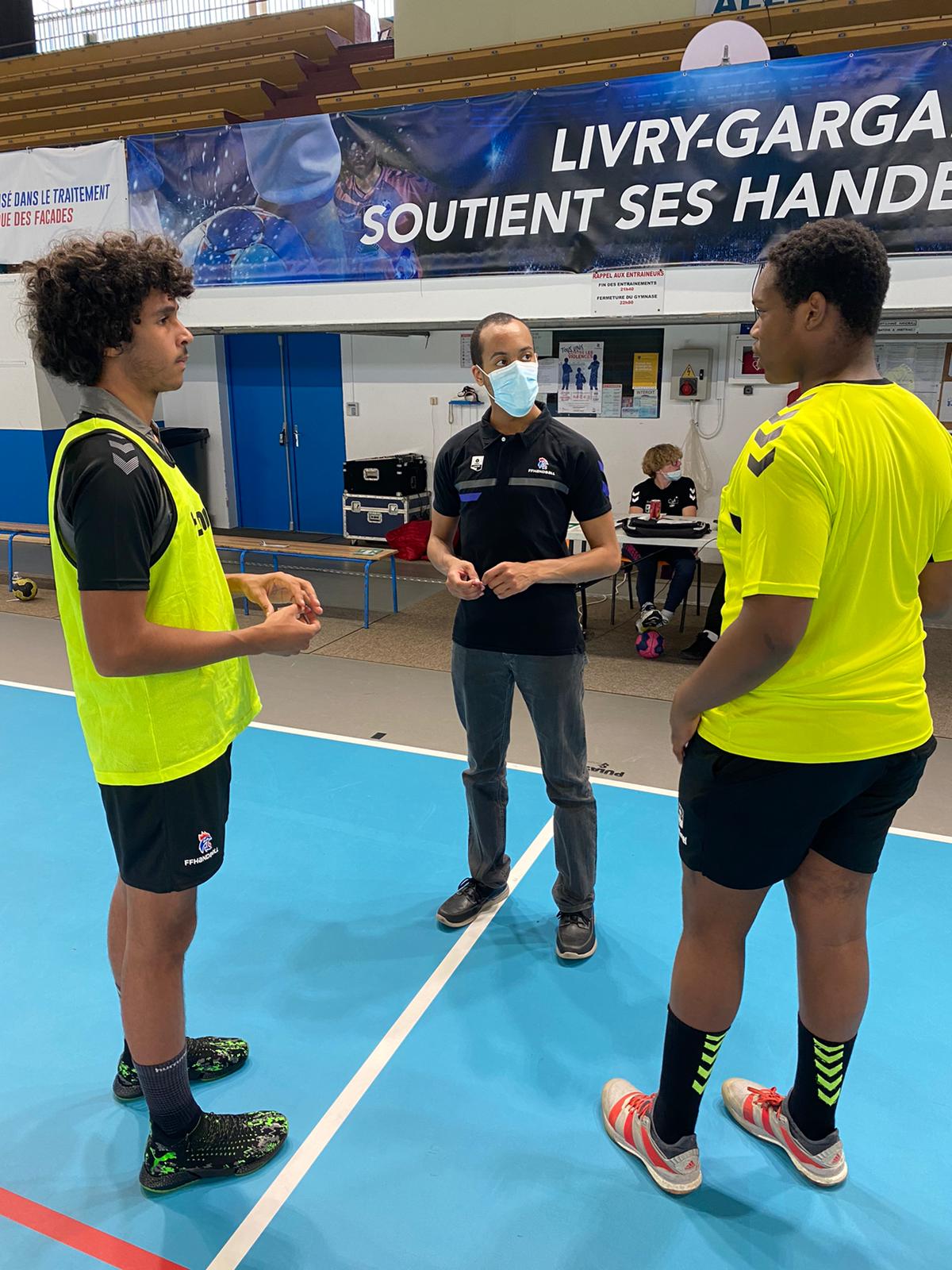 L'arbitrage de retour dans les gymnases ! - HBC Livry-Gargan